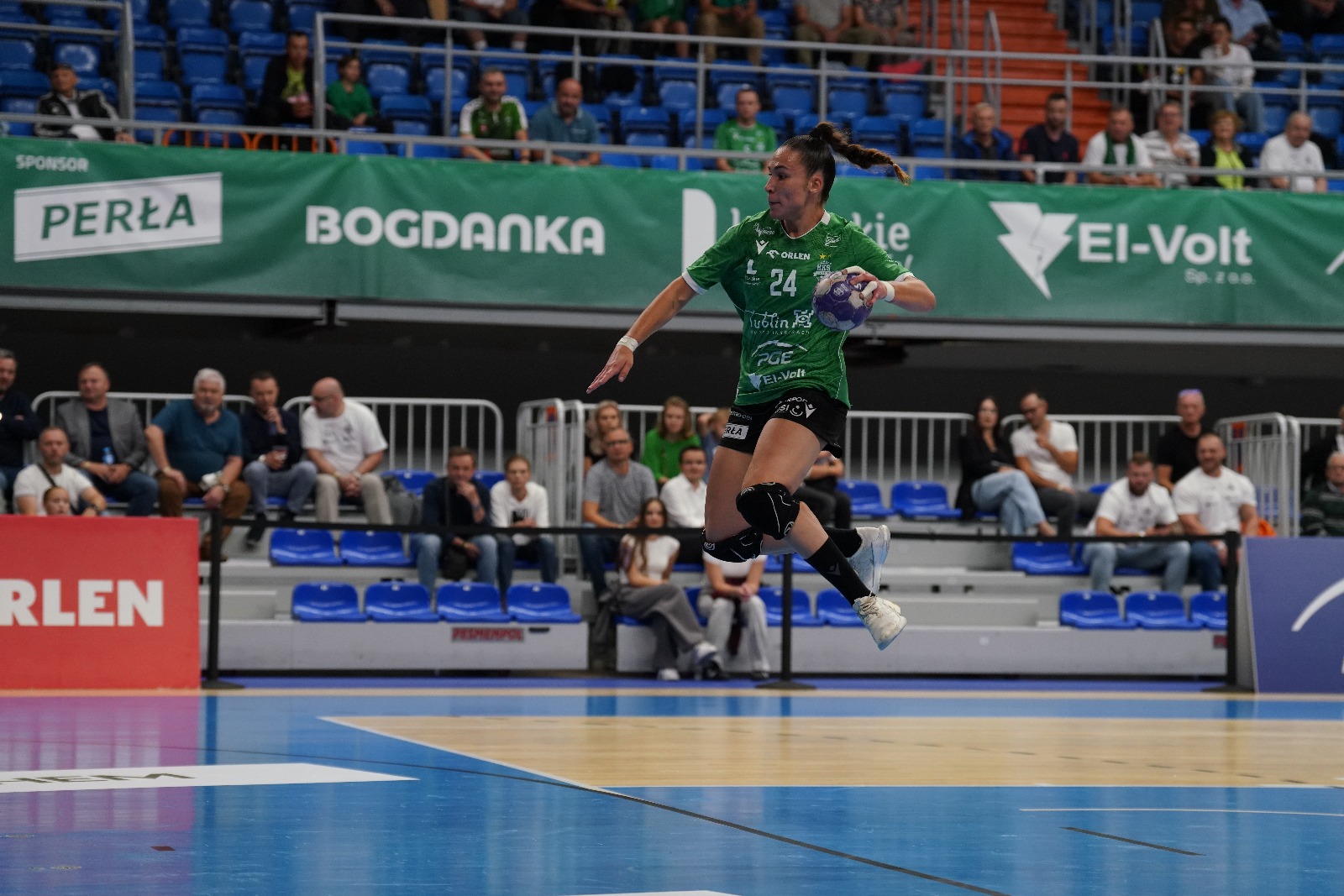 Efektowne otwarcie sezonu w hali Globus. Wysokie zwycięstwo PGE MKS-u El-Volt Lublin | PGE MKS ...